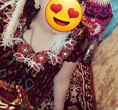 Chiroyli bezakli koylak