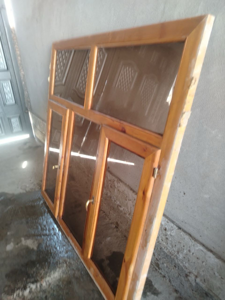 Rom sotiladi 2 ta 1.5 ga 1.5 razmer
