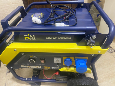 Бензиновый генератор 7500 вт Roni motor 8000E