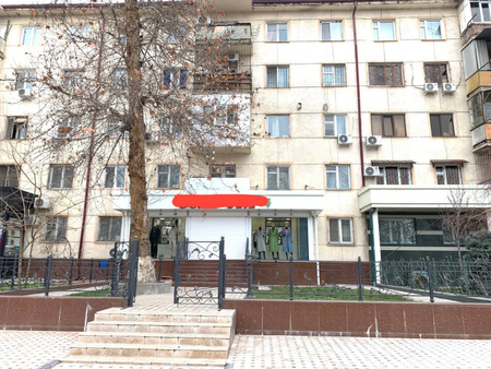 Продается коммерческое помещение ор-р Буюк Ипак Йули Мирзо-Улугбек