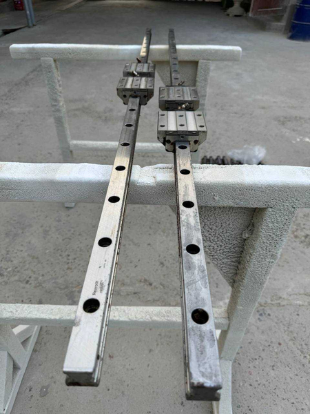 Продаю Шариковая направляющая Rexroth Bosch