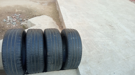 185/55/R15 ideal holatda
