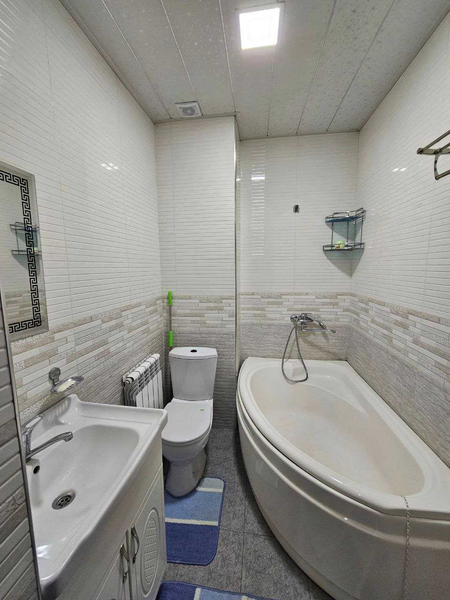 N.9562 Продается 3-х комнатная квартира