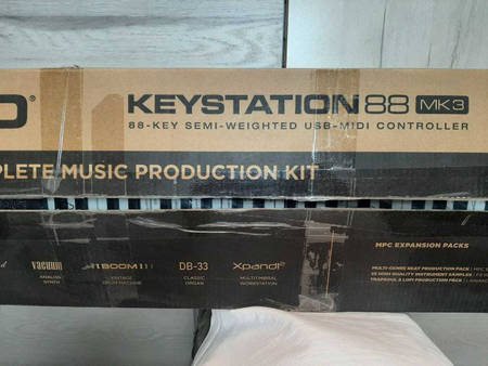 Продается MIDI клавиатура M-Audio Keystation 88 MK3.
