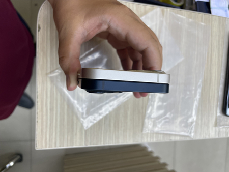 Iphone 13  White 256 gb Batare 100% Nasiya Savdo