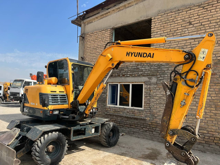 Продаётся эксковатор Hyundai w55