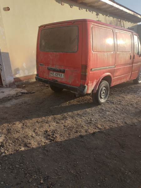 Ford 93 yili xolati yaxwi