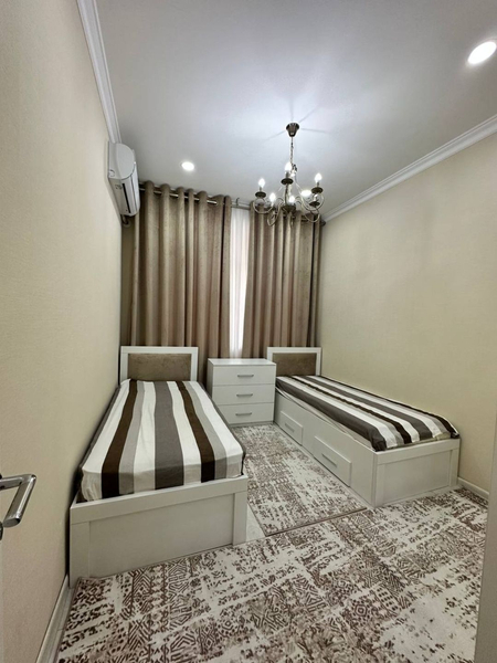 Срочно Юнусабад4 Новостройка ЖК. 1в2ком.