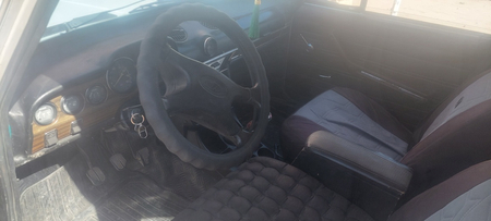Vaz 2103 moshina