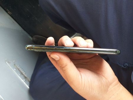 Iphone 11 pro. green