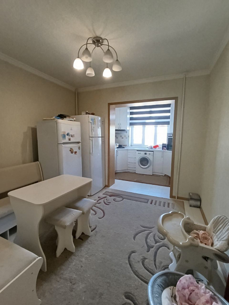 Продам 4-х комнатную квартиру Сергели 1, дом 17, кв 5