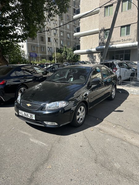 Ласетти Gentra 2022 yil Avtomat Abs Lyuk bor