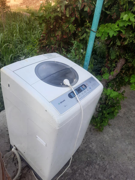 Продается стиральная машинка на запчасти