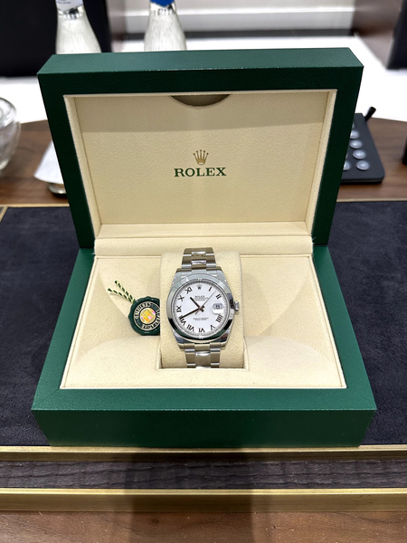 NEW Rolex Datejust 41mm Steel 126300