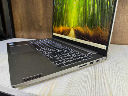 Lenovo ThinkBook / i5 1235U 10/12 ядер / 8Gb / 256Gb / Сенсорный