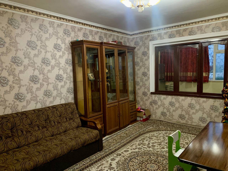 Срочно продаётся кв на массиве!