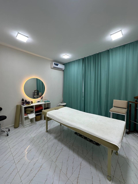 Продается Евро офис Ор-р: метро Айбек 100м2