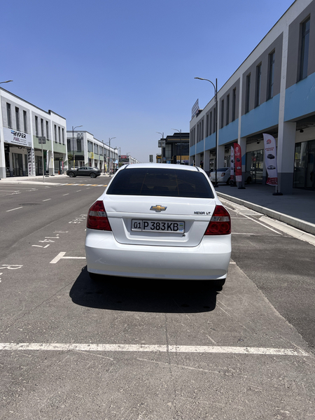 Chevrolet nexia 3
