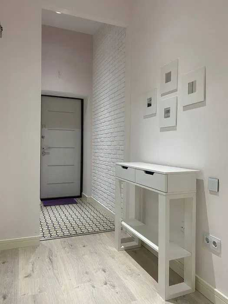 Сдам 2-х ком квартиру в районе Ц7 школа 110 idn010
