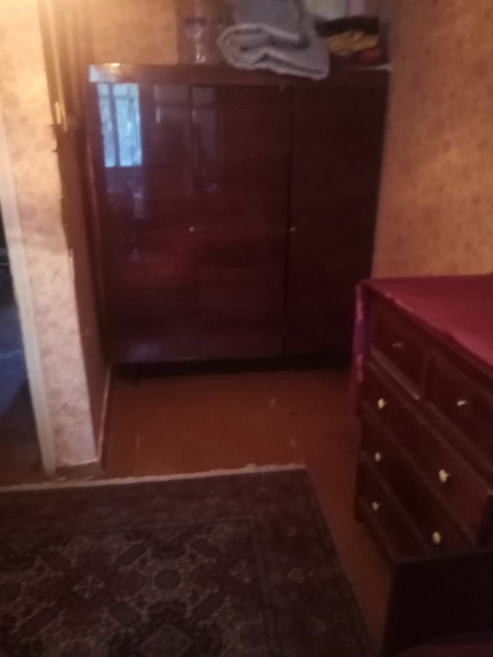 Продаётся квартира 2/4/4 м.Ойбек , ул. Шахрисабз