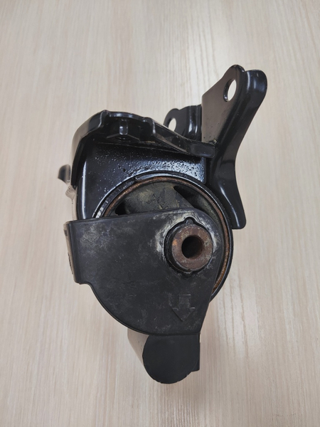 Подушка Опора двигателя Hyundai / KIA
