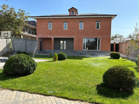 Продается Евро дом Ор-р: Ташгрес 256м2