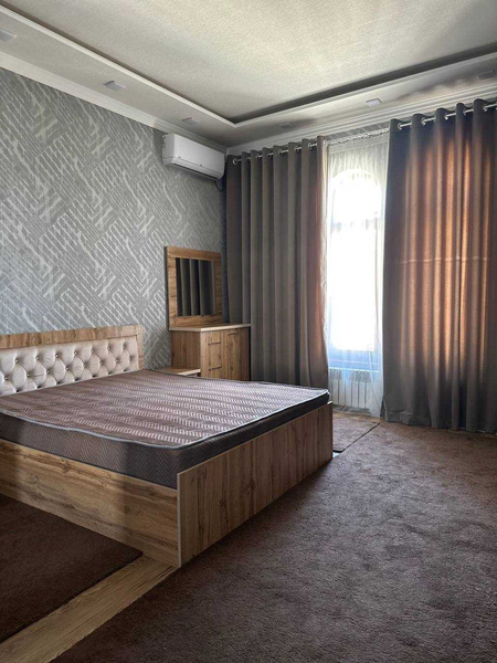 Shayhontohyrda kvartira sotiladi 0404
