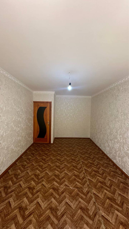 Продается 4 ком. Квартира на 1 этаже ор. Атлас