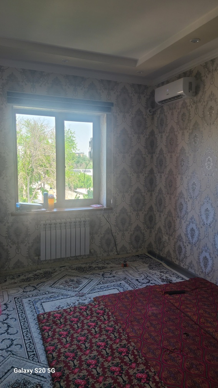 СРОЧНО !! ПРОДАЁТСЯ Квартира в Яшнабаде 75 км/м дубовой