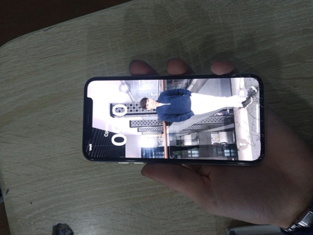 iphone X 64GB LLA sotiladi