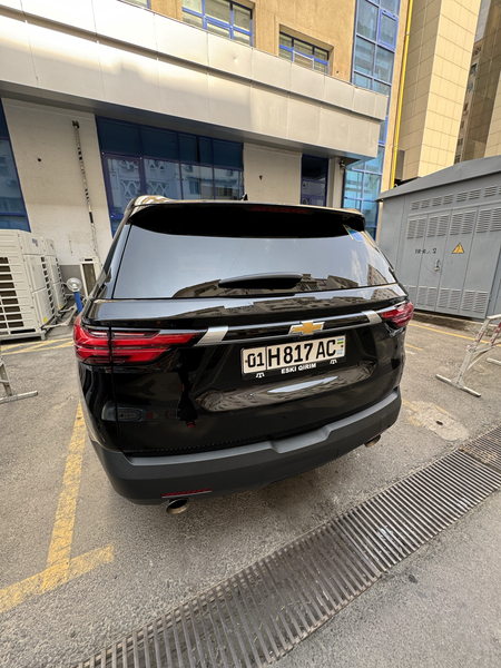 Продается Chevrolet Traverse 2023 год , салон переделанный