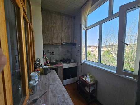Срочно продам 3х ком квартиру на Куйлюке 1 ор-р Гостиница HAYOT