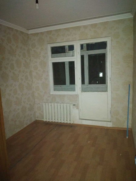 Продается 2/4/4 в центре на Ойбек (140988)