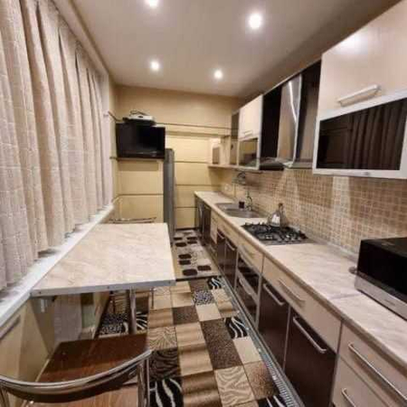 Срочно продается уютная квартира 4/3/4 .Мирзо Улугбек.   (J3035)