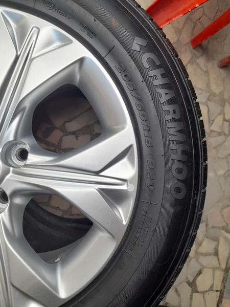 Onix родной сакадискаси баллонлари билан сотилади