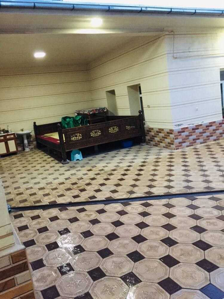 Срочно продаётся готовый садик на Алмазарском районе.