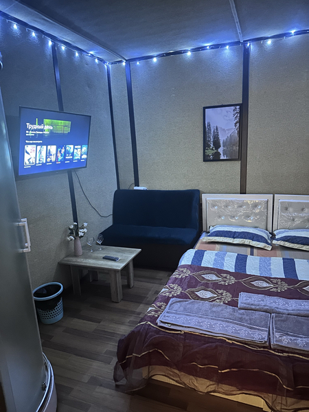 Hostel Hotel Mexmonxona bez zaks