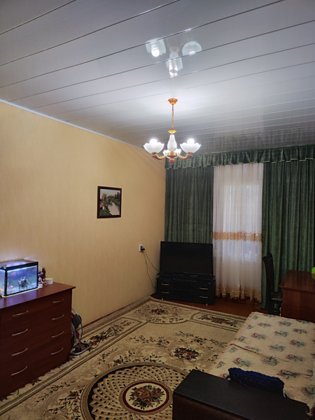 Продается 2х комнатная квартира Чирчик, 9 м-он кв Конструкторов