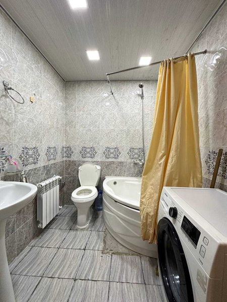 2х комнатная квартира на 4 этаже, 50 м/кв, Бульвар