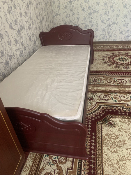 Продаётся диван кровать.