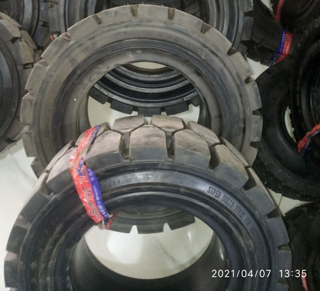 SHINA 28X9-15 PR14