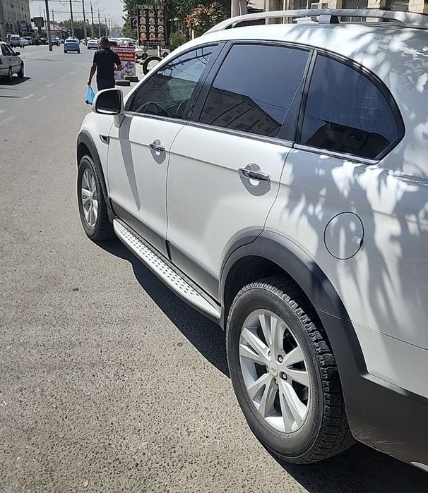Срочно продается Chevrolet Captiva