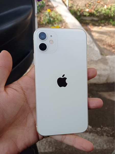 Iphone 11 KH/A soltiladi srochno!!!