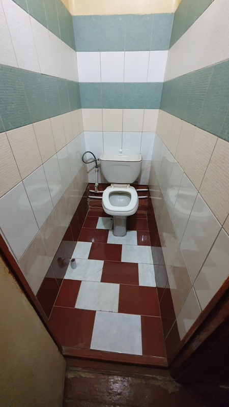 Kvartera sotiladi 1etaj  9bozor yonida