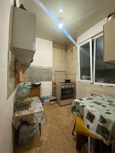 Продам - Чиланзар 11 квартал, 1/5/5