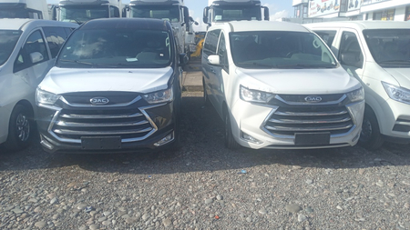 JAC M4 9. 11 kishilik aftomat mehanika 2L mator qora oq garantiya 1yil