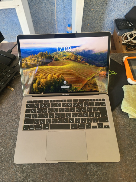 MacBook M1 16GB/256GB/ 2022