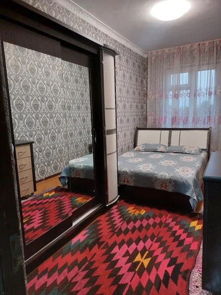 Квартира на Куйлюкн  2в3/4/4  с мебелью техникой ремонт хороший