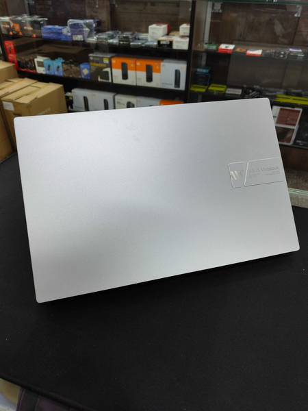Asus Vivobook 15 OLED (I5-1335U/16/512)