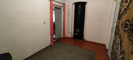 Продается СРОЧНО дом 8 комнатная. Таваксай.